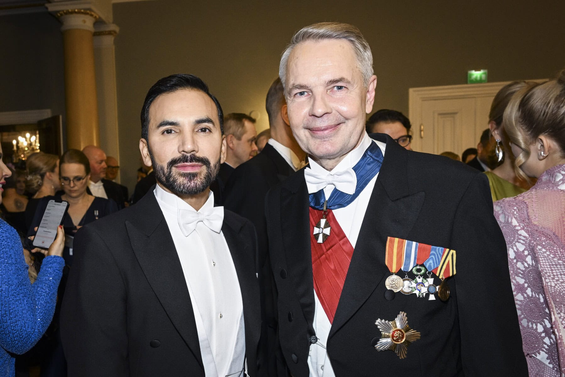 Antonio Flores jätti kalsarinsa vessaan ensimmäisissä Linnan juhlissaan ...